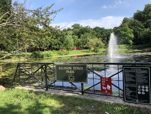 ALLISON POND PARK - Prospect Ave N Randall Ave And Brentwood Ave ...