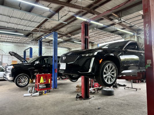 V & M AUTOMOTIVE - Updated July 2024 - 30 Photos - 4555 N Foster Rd ...