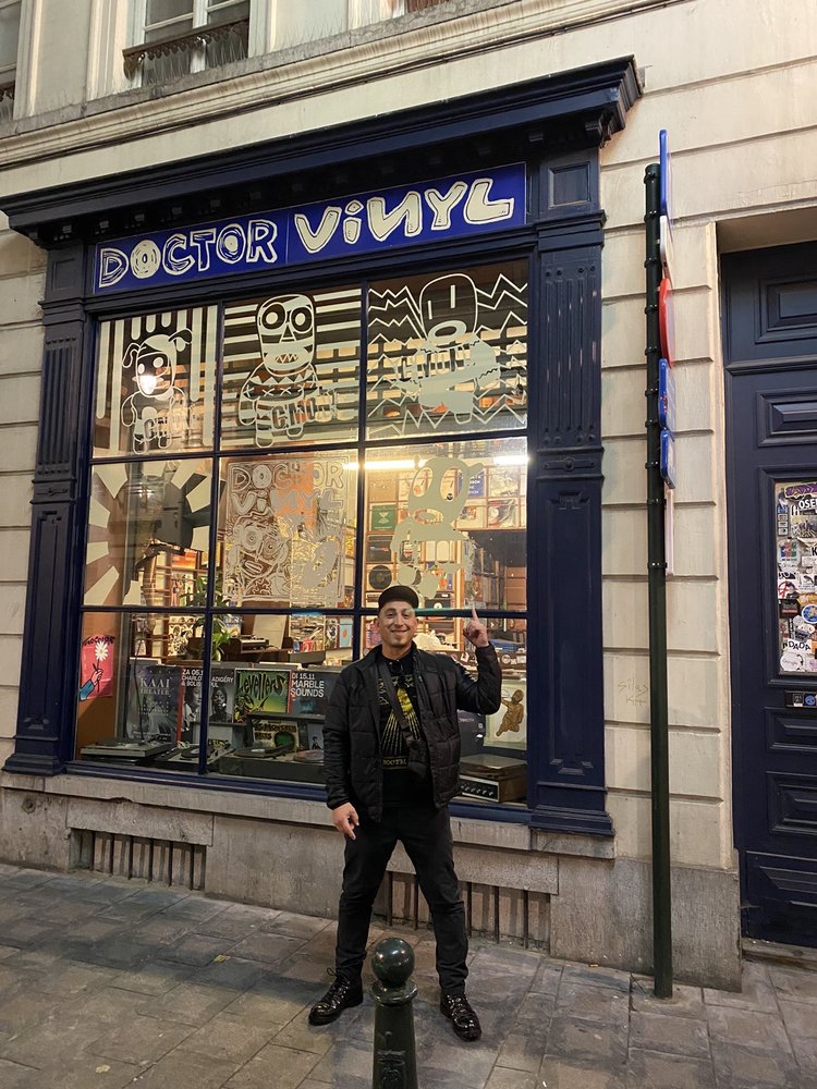 DOCTOR VINYL - Updated March 2025 - 12 Photos & 12 Reviews - Rue de la ...