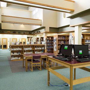 OMAHA PUBLIC LIBRARY - DOWNTOWN BRANCH - Updated July 2025 - 15 Photos ...