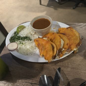 TRES BETOS TAQUERIA - Updated September 2025 - 220 Photos & 175 Reviews ...