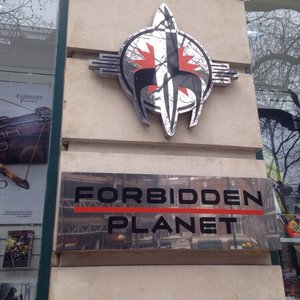 FORBIDDEN PLANET - 41 Photos & 125 Reviews - 179 Shaftesbury Avenue ...