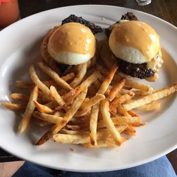 NOSH - Updated October 2025 - 187 Photos & 419 Reviews - 22 N Third St ...