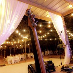 OAK MEADOW RANCH FEATURING THE WHITEHORSE STEAKHOUSE - Updated December ...