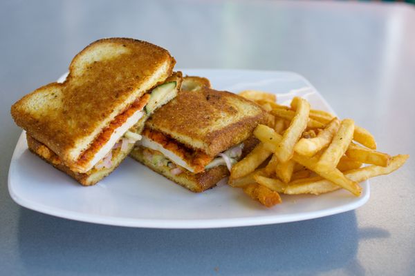 PUB W - Updated November 2025 - 203 Photos & 196 Reviews - 3720 W ...