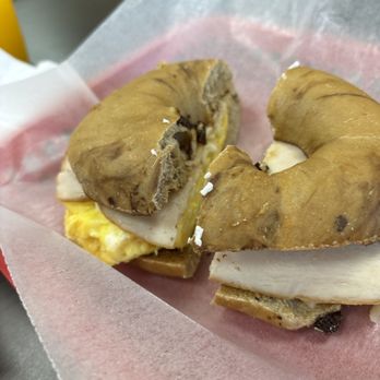 OUTRAGEOUS BAGEL COMPANY - Updated September 2025 - 235 Photos & 278 ...