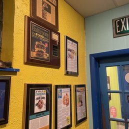 KOCO’S PUB - Updated November 2024 - 696 Photos & 799 Reviews - 4301 ...