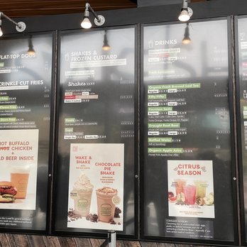 SHAKE SHACK LAS VEGAS - NYNY HOTEL - Updated January 2025 - 6536 Photos ...