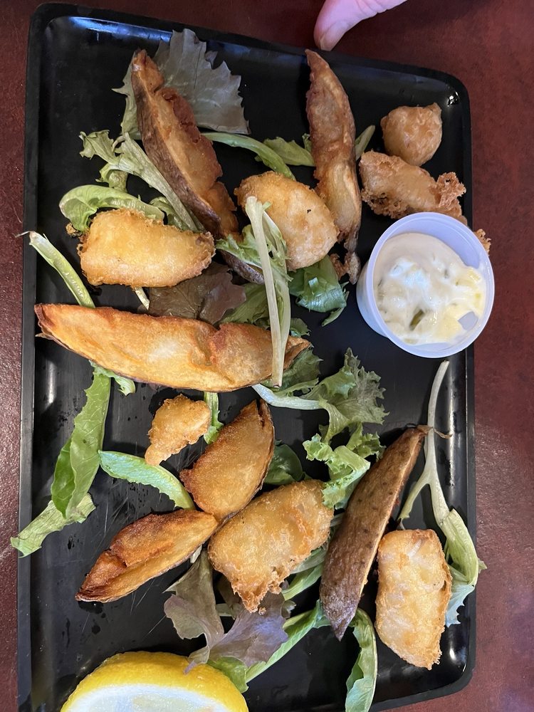 CAPTAIN’S TABLE - Updated January 2026 - 23 Photos & 90 Reviews - 220 ...