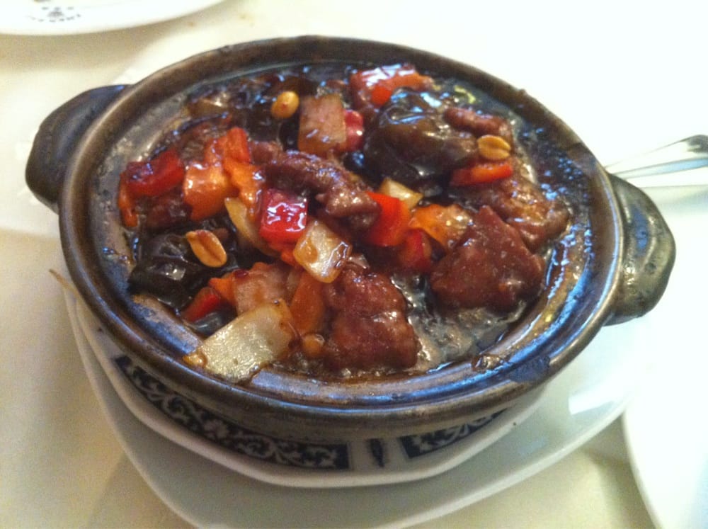 ZHEN BAO - Updated August 2024 - 23 Photos - Calle Esperanza de Triana ...