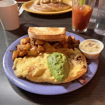 SQUEEZE IN - Updated July 2024 - 548 Photos & 602 Reviews - 25 Foothill ...