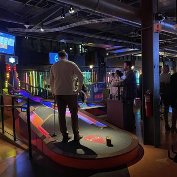 PUTTSHACK - PITTSBURGH - Updated June 2025 - 252 Photos & 162 Reviews - 1729 Smallman St ...