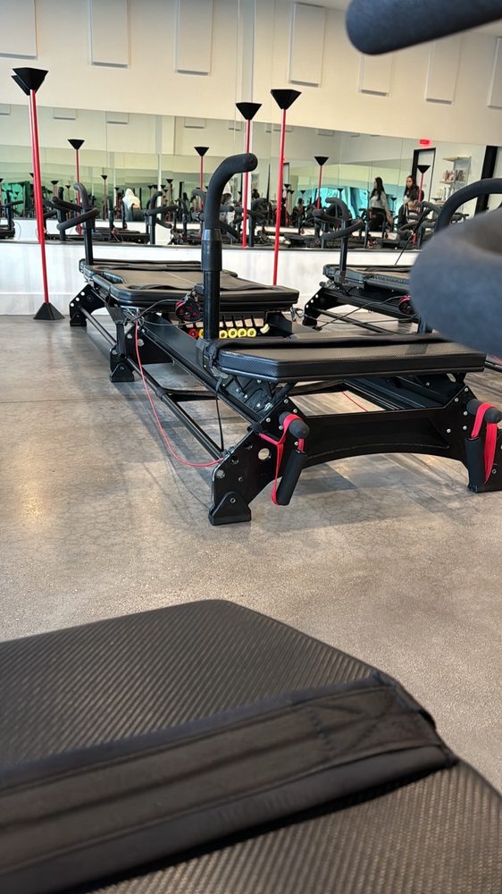 MOTIVATE - PORTER RANCH - Updated January 2026 - 105 Reviews - 20179 ...