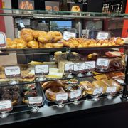 LEGENDARY DOUGHNUTS - 218 Photos & 129 Reviews - 1640 NW Gilman Blvd ...