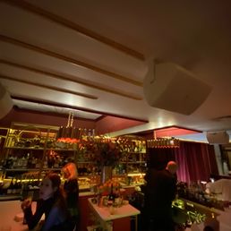 SCARLET LOUNGE - Updated July 2025 - 57 Photos & 91 Reviews - 468 ...