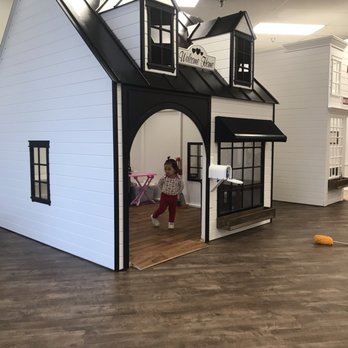 PINEY TOWN PLAYHOUSE - Updated July 2025 - 34 Photos & 25 Reviews ...