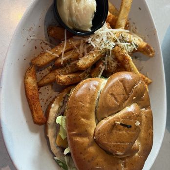 KITCHEN 67 - Updated March 2025 - 213 Photos & 356 Reviews - 1977 E ...