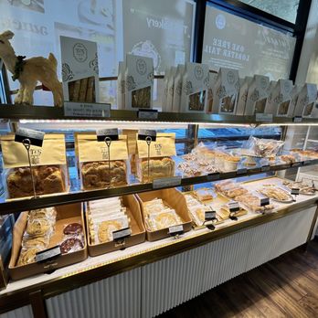 T&5 CAFE BAKERY - Updated May 2024 - 800 Photos & 160 Reviews - 195 ...