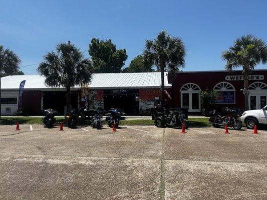 HIGH FIVE DIVE BAR - Updated December 2025 - 12 Photos & 17 Reviews ...