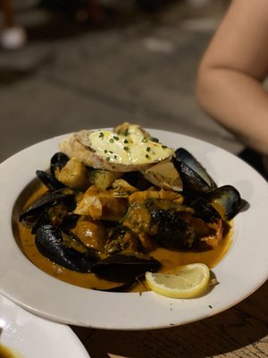 CHEZ MOI - Updated September 2024 - 429 Photos & 492 Reviews - 135 ...