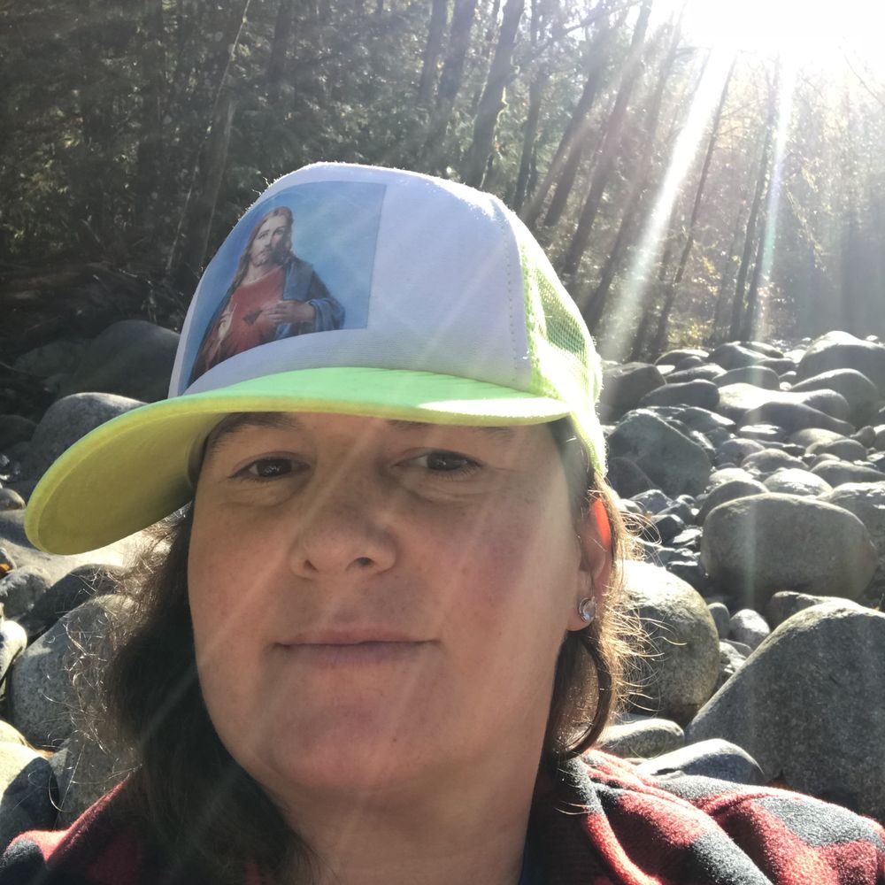 Sara Binder's Instagram, Twitter & Facebook on IDCrawl