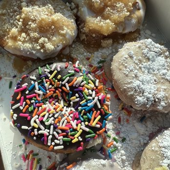 DUCK DONUTS - Updated April 2025 - 224 Photos & 152 Reviews - 101 S Rte ...