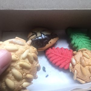 VARANO BAKERY - 11 Photos & 46 Reviews - 198 Greenwood Ave, Bethel ...