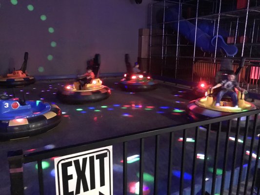 AR’S ENTERTAINMENT HUB - 32 Photos & 14 Reviews - 4533 Garth Rd ...