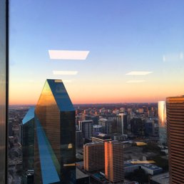 MONARCH - Updated August 2025 - 2564 Photos & 922 Reviews - 1401 Elm St ...