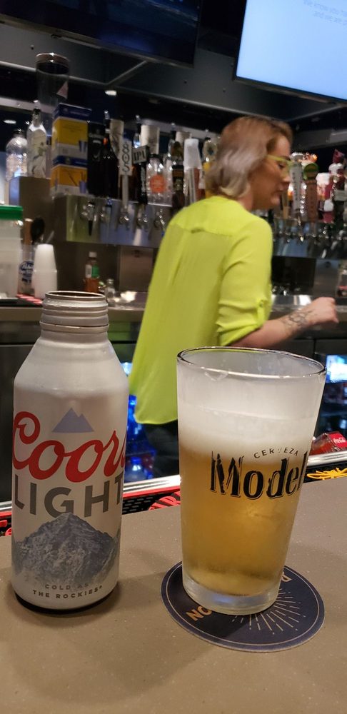 SPECTATORS SPORTS BAR - 67 Photos & 78 Reviews - 750 N Archibald Ave ...