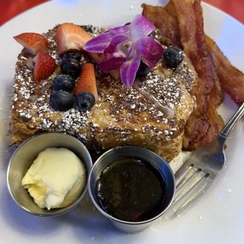 LIPS - ATLANTA - Updated May 2025 - 945 Photos & 462 Reviews - 3011 ...