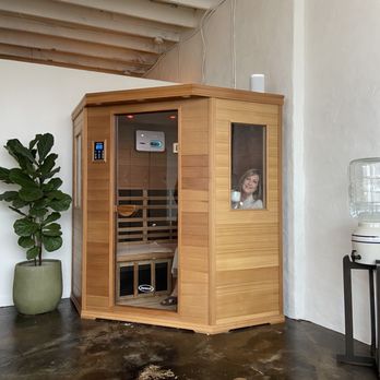 THE WANDERING CLAY - Updated December 2025 - 10 Photos - 211 S Klein ...