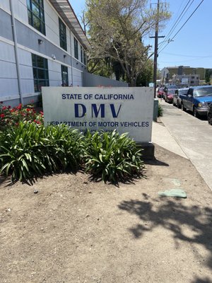OAKLAND DMV OFFICE - Updated November 2025 - 136 Photos & 623 Reviews ...