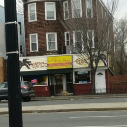 SINGH’S ROTI SHOP - Updated December 2025 - 153 Photos & 320 Reviews ...