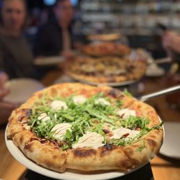 PIE TAP PIZZA WORKSHOP + BAR - Updated July 2024 - 1035 Photos & 977 ...