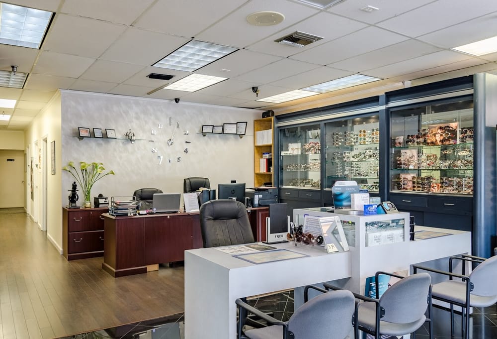 SUNNY ISLES EYE CENTER - Updated October 2025 - 30 Reviews - 17100 Collins Ave, Sunny Isles ...