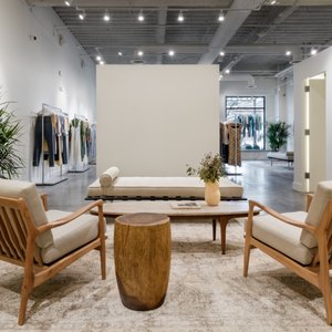 BLOOMIE’S BY BLOOMINGDALE’S - Updated December 2025 - 18 Photos - 2604 ...