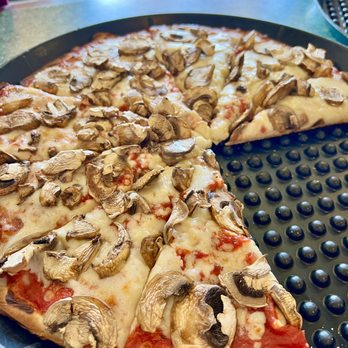 LAMPPOST PIZZA - Updated March 2025 - 171 Photos & 339 Reviews - 1141 ...