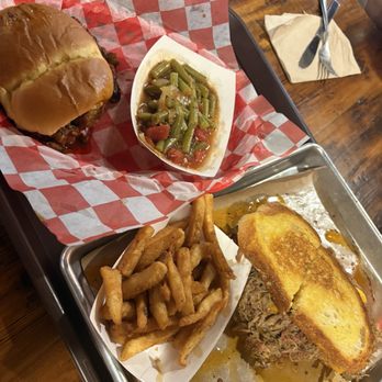 THE TEXAS STAR INN - Updated July 2025 - 69 Photos & 40 Reviews - 7621 ...