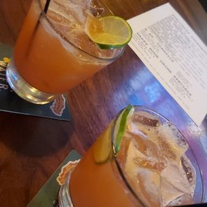 B STREET PUBLIC HOUSE - 218 Photos & 301 Reviews - 117 Broadway St ...