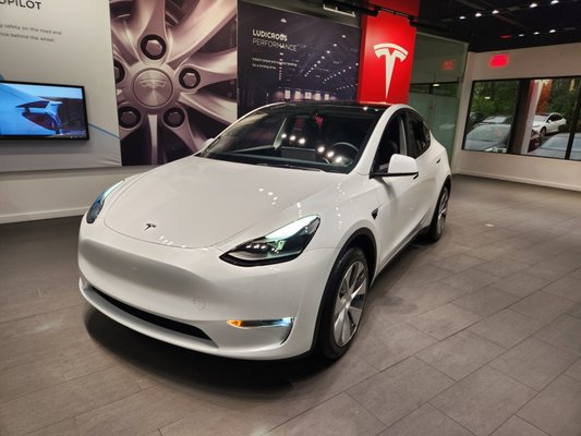 TESLA SERVICE CENTER - Updated January 2026 - 16 Photos & 16 Reviews ...