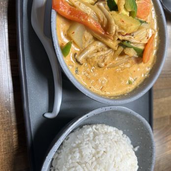 LE THAI - Updated September 2025 - 2917 Photos & 2816 Reviews - 523 ...