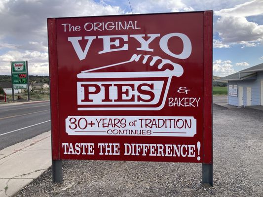 VEYO PIES - Updated October 2025 - 251 Photos & 239 Reviews - 24 S Main ...