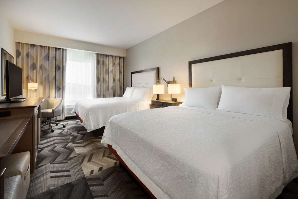 HAMPTON INN SPRING HILL - Updated December 2025 - 97 Photos & 12 ...