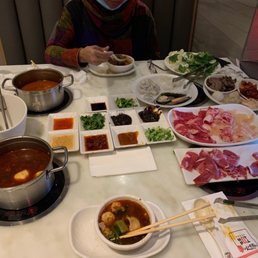URBAN HOT POT - Updated December 2024 - 312 Photos & 268 Reviews ...
