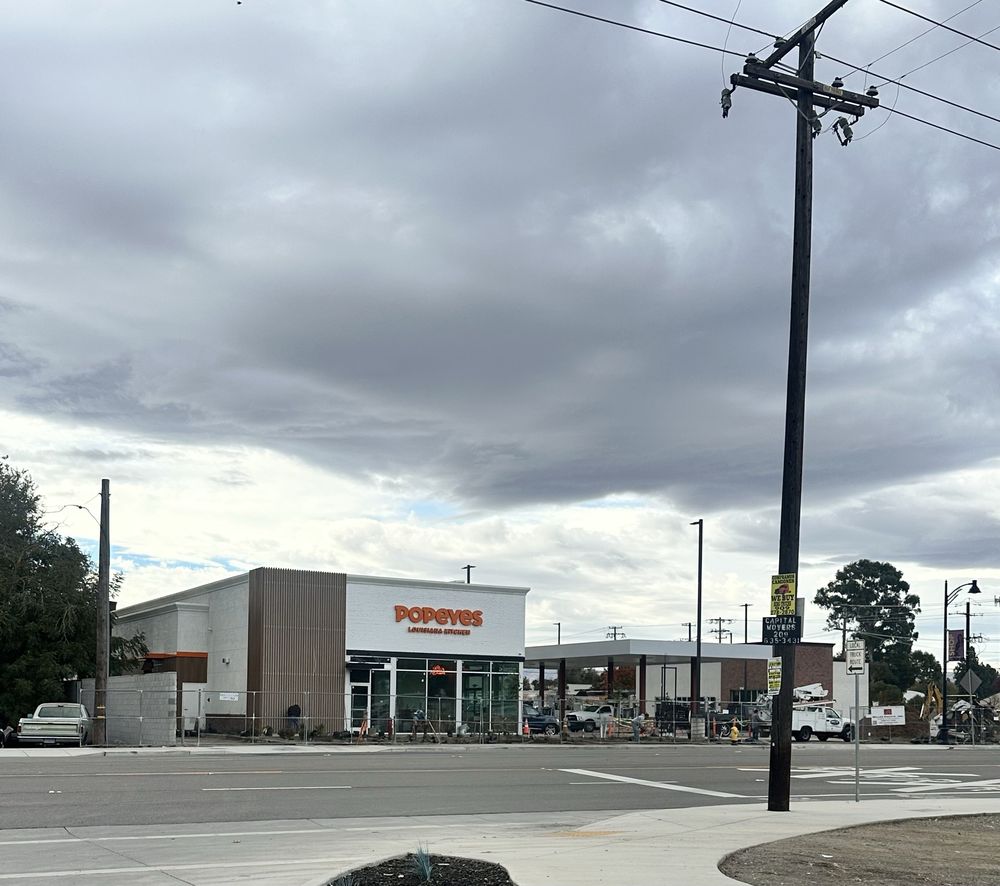 POPEYES LOUISIANA KITCHEN - Updated December 2024 - 640 E 11th St ...