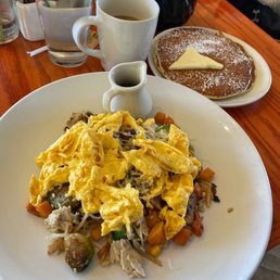 SIMPLE CAFE - Updated July 2025 - 604 Photos & 943 Reviews - 525 Broad ...