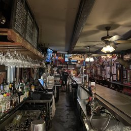 MOLLY GOODHEAD’S RAW BAR & RESTAURANT - Updated March 2025 - 394 Photos ...