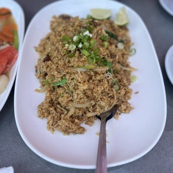 RICESTRING NOODLE SHACK - Updated September 2024 - 2327 Photos & 902 ...