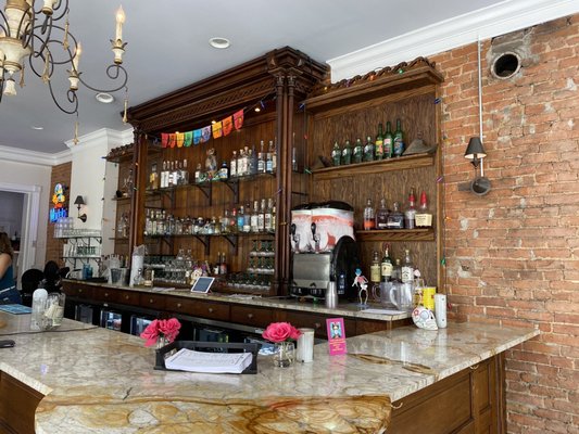 FRIDA 602 - Updated June 2024 - 551 Photos & 404 Reviews - 602 Main St ...